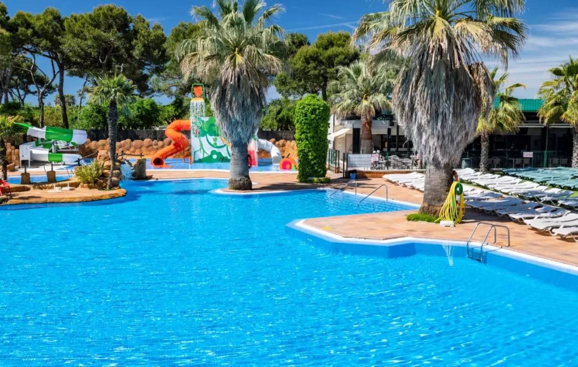 Caravan ∙ 1 Bedroom ∙ 2 Guests - Blanes