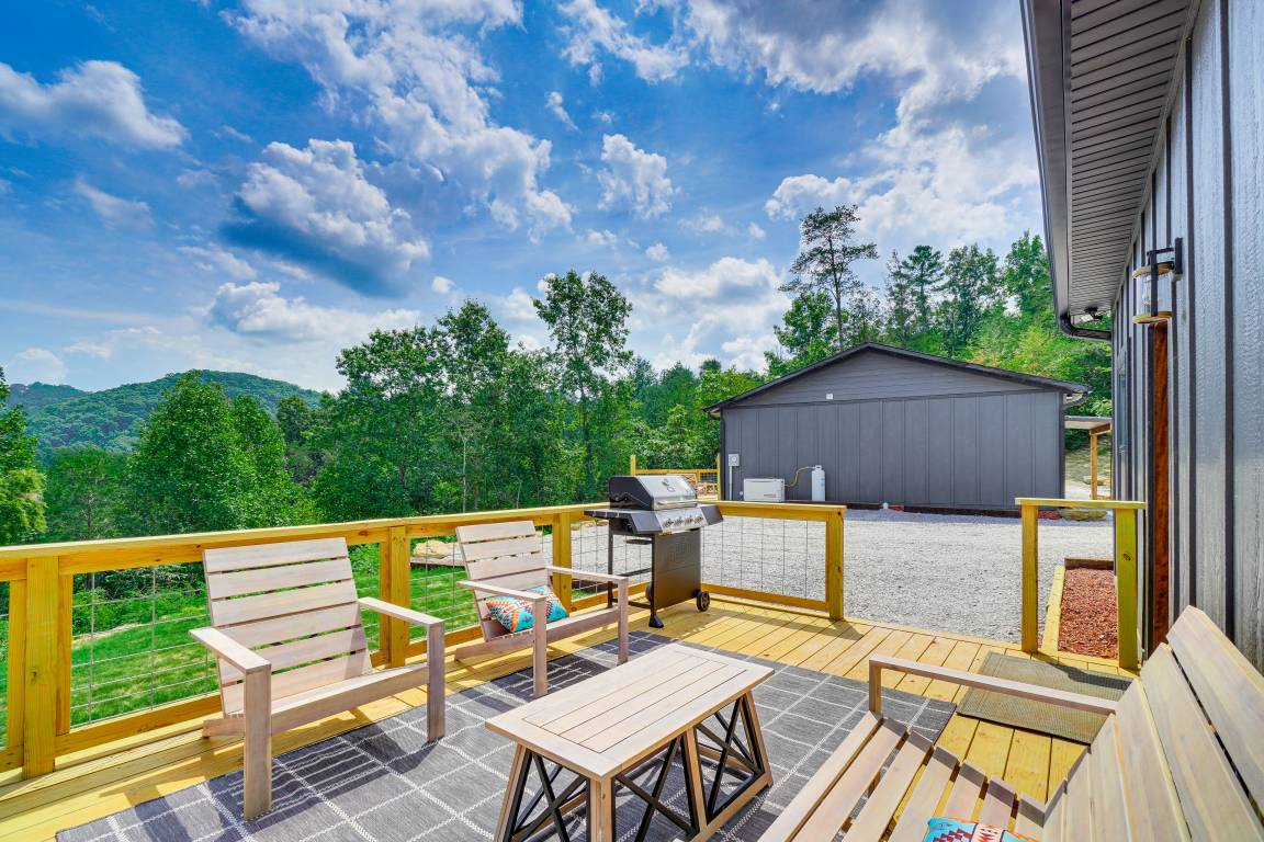 111 M² House ∙ 2 Bedrooms ∙ 4 Guests - Tellico Plains, TN
