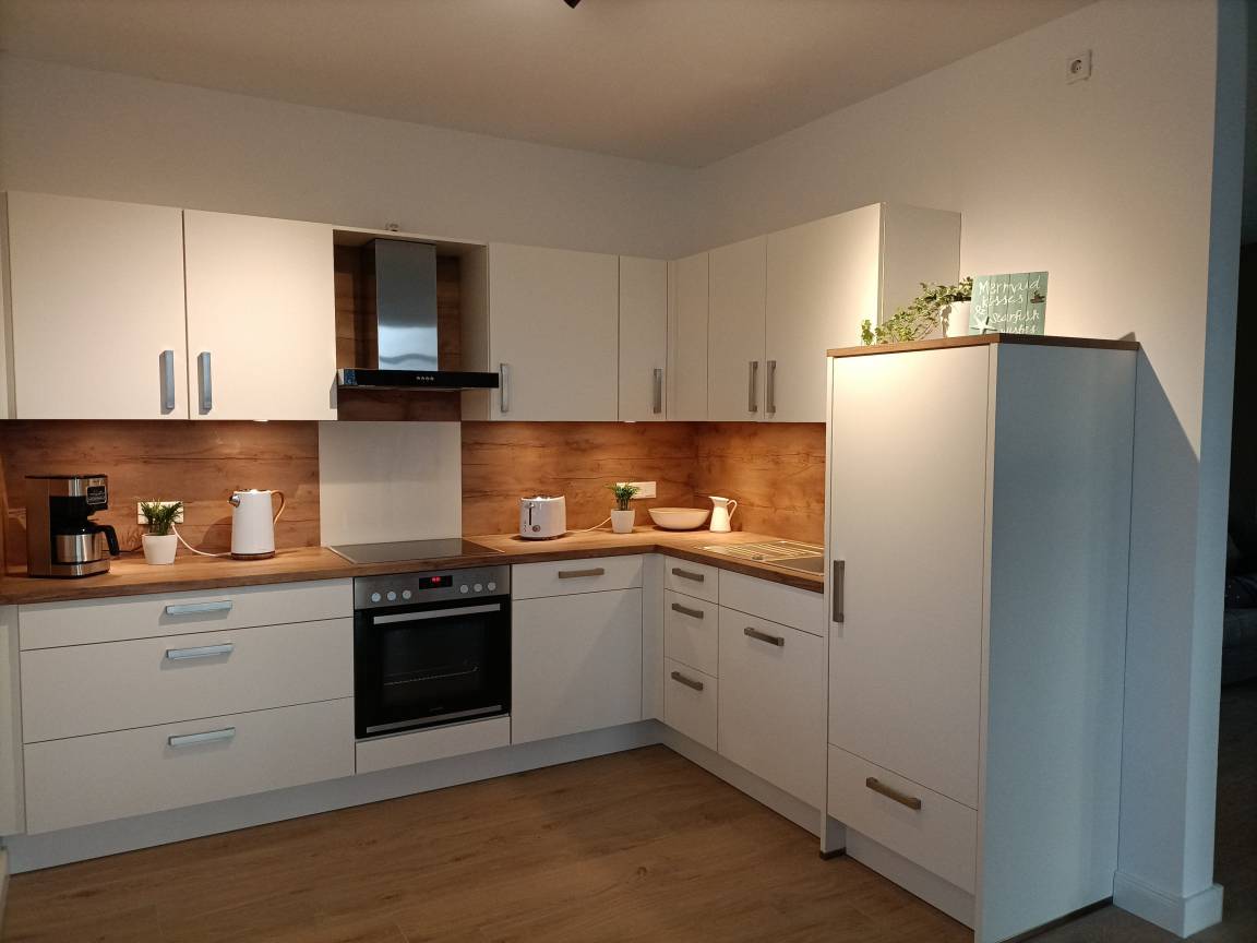 120 M² Huis ∙ 2 Slaapkamers ∙ 6 Gasten - Leer