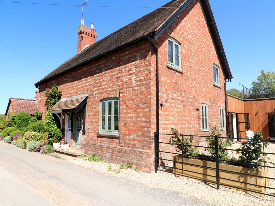 Cottage ∙ 3 Bedrooms ∙ 6 Guests - Stamford