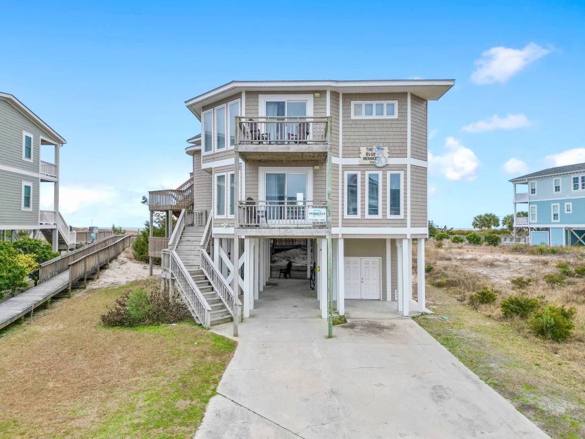 228 M² House ∙ 4 Bedrooms ∙ 10 Guests - Holden Beach, NC