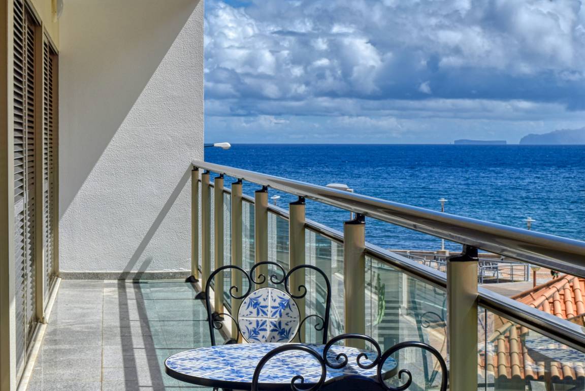112 M² Appartement ∙ 2 Chambres ∙ 4 Personnes - Madère