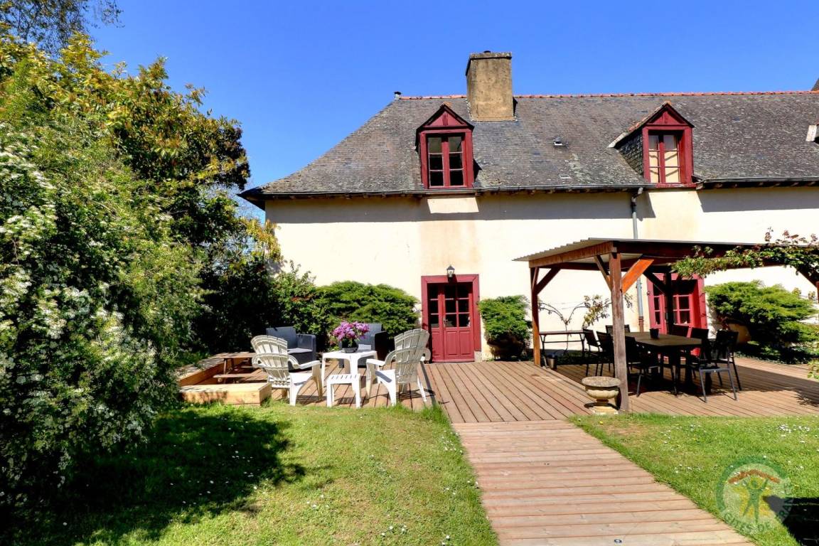 100 M² Gîte ∙ 4 Chambres ∙ 10 Personnes - Bruz