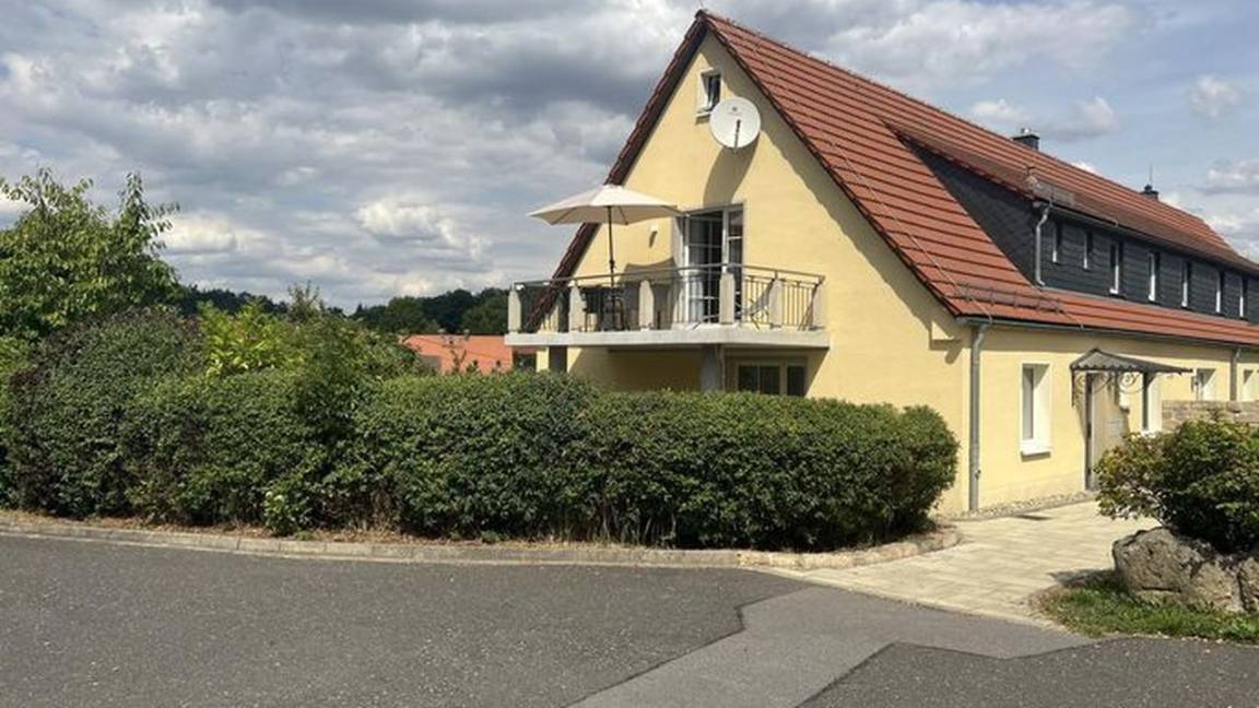 65 M² Apartament ∙ 1 Sypialnia ∙ 2 Gości - Rathen