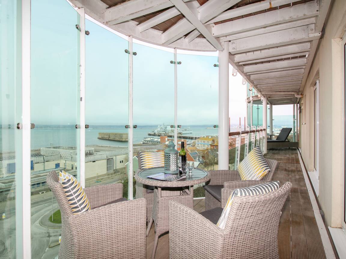 Cottage ∙ 2 Bedrooms ∙ 4 Guests - Weston