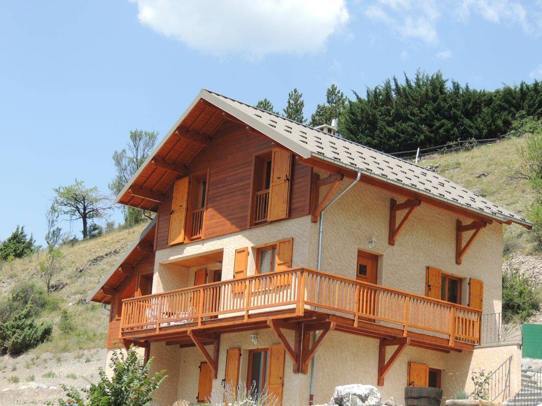 110 M² Gîte ∙ 4 Chambres ∙ 8 Personnes - Arvieux