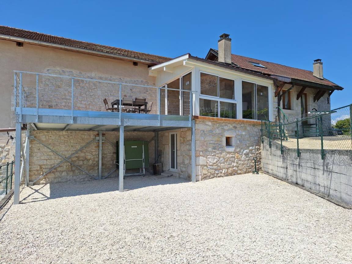 90 M² Gîte ∙ 3 Chambres ∙ 6 Personnes - Culoz