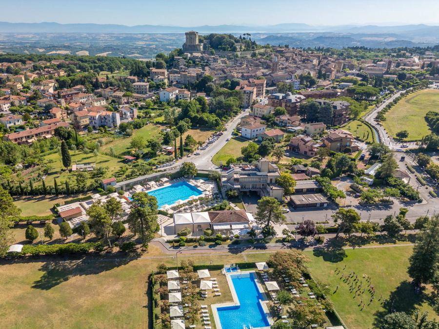 24 M² Caravan ∙ 2 Bedrooms ∙ 4 Guests - Tuscany