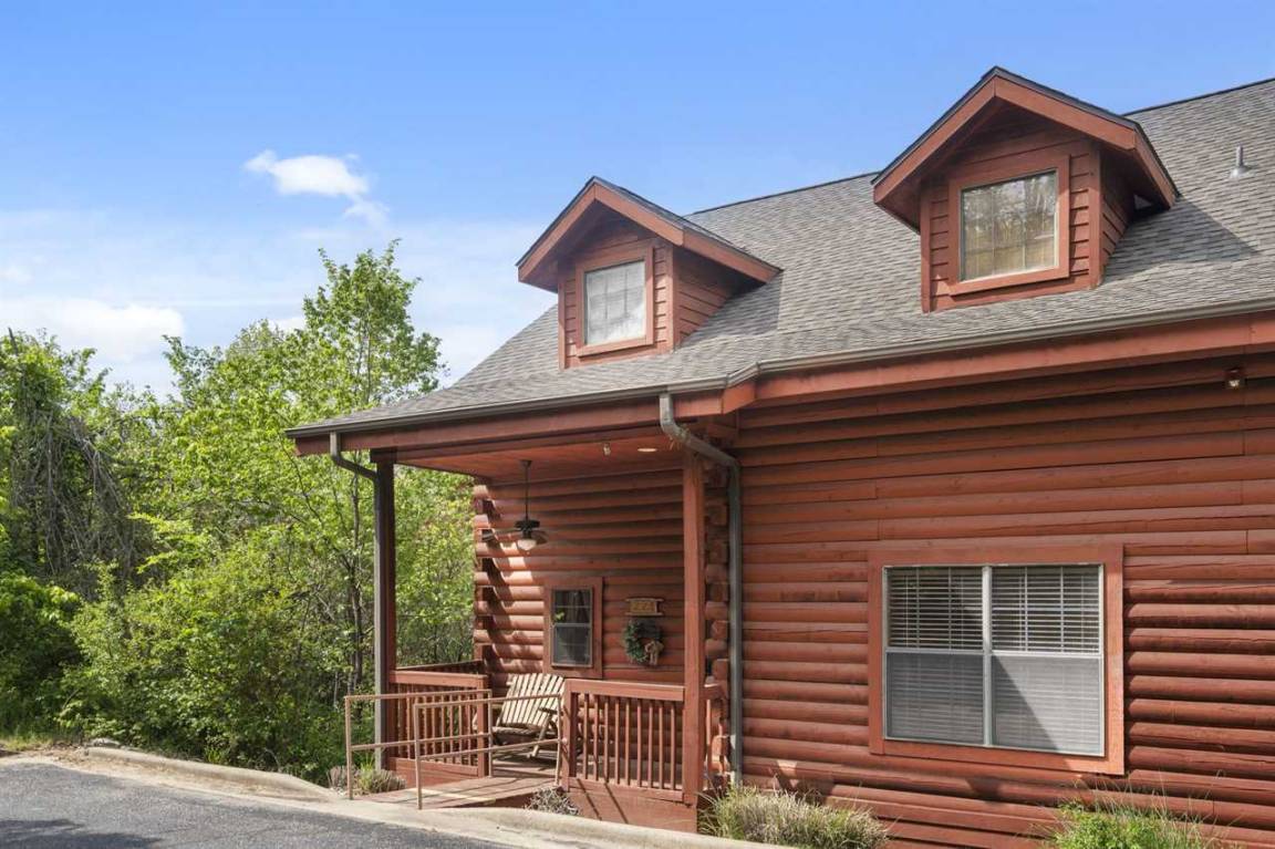 116 M² Cabin ∙ 2 Bedrooms ∙ 6 Guests - Branson, MO