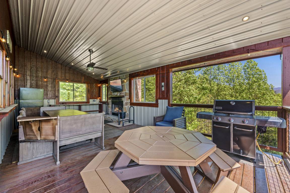 279 M² Casa ∙ 4 Habitaciones ∙ 10 Huéspedes - Cosby, TN