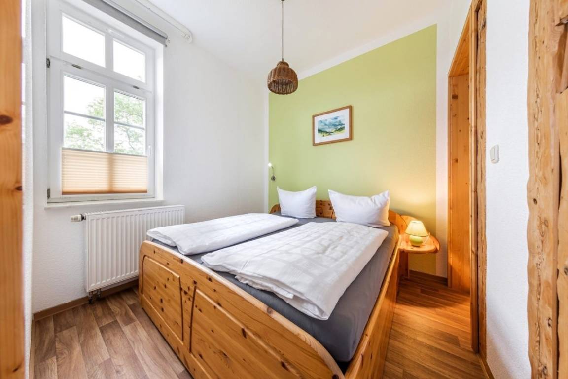 35 M² Ferienwohnung ∙ 1 Schlafzimmer ∙ 2 Gäste - Bad Blankenburg