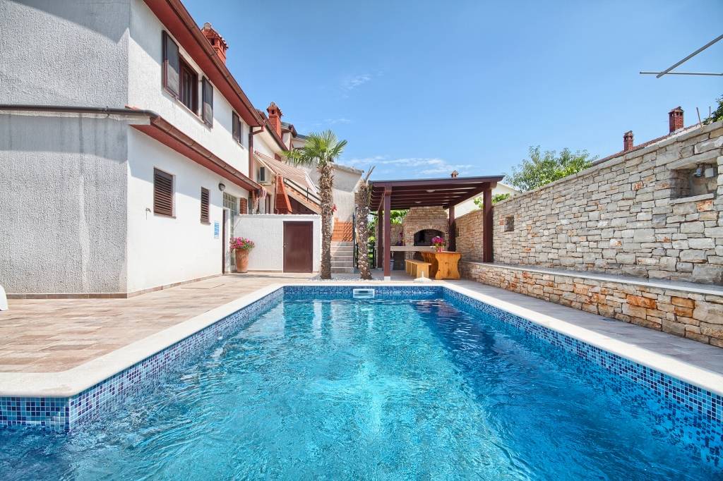 40 M² Apartamento ∙ 1 Habitación ∙ 3 Huéspedes - Pula