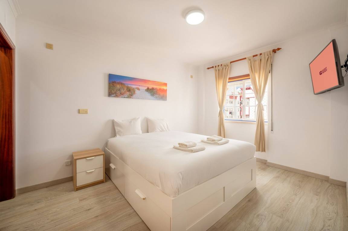 Apartamento ∙ 4 Quartos ∙ 10 Hóspedes - Alcochete