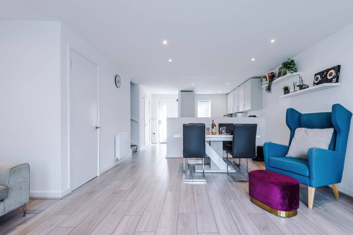 90 M² Talo ∙ 2 Makuuhuonetta ∙ 6 Vierasta - Manchester