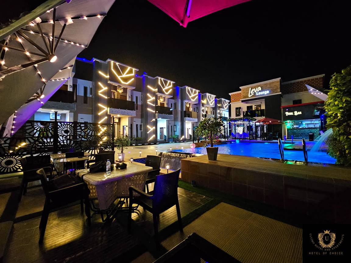 95 M² Casa ∙ 2 Habitaciones ∙ 4 Huéspedes - Benin City