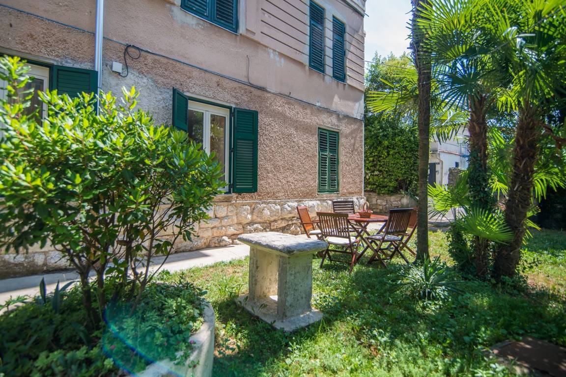 68 M² Apartamento ∙ 2 Habitaciones ∙ 4 Huéspedes - Opatija