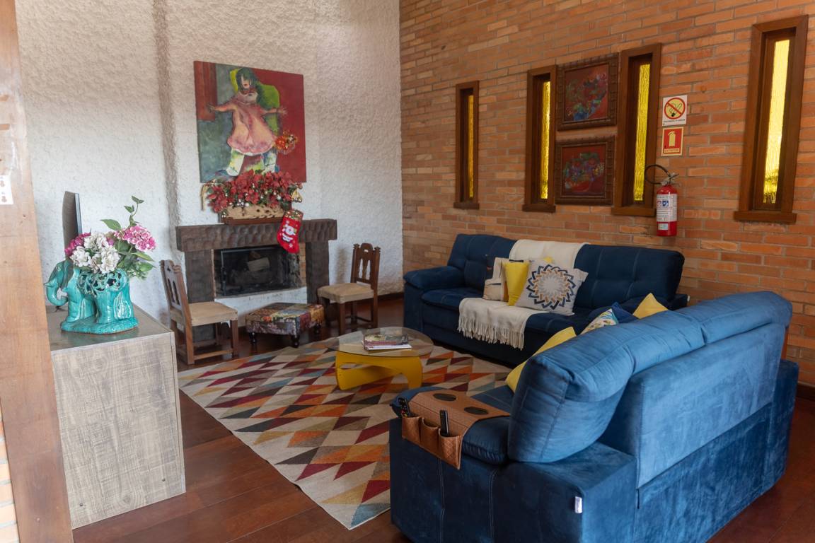 300 M² House ∙ 5 Bedrooms ∙ 15 Guests - Bento Gonçalves