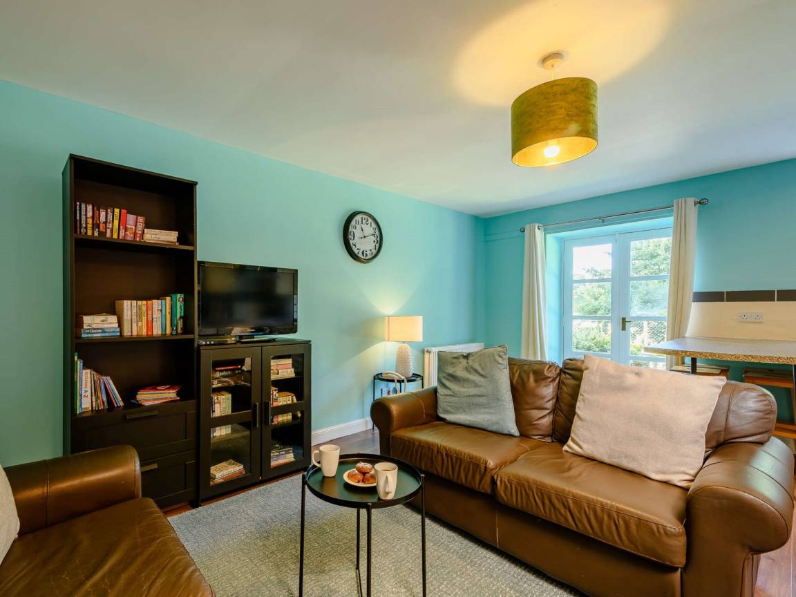 Cottage ∙ 2 Bedrooms ∙ 4 Guests - Ayrshire