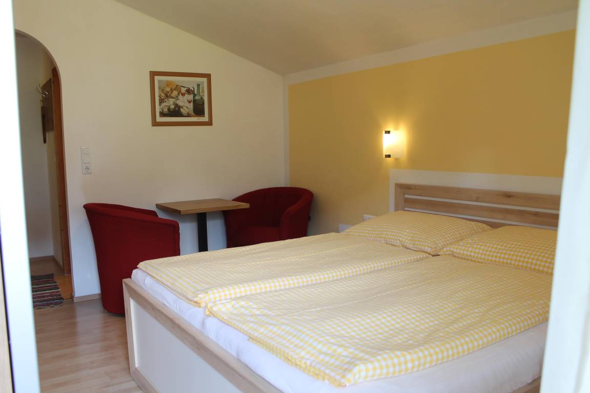 22 M² Hotel ∙ 1 Schlafzimmer ∙ 2 Gäste - Bad Häring