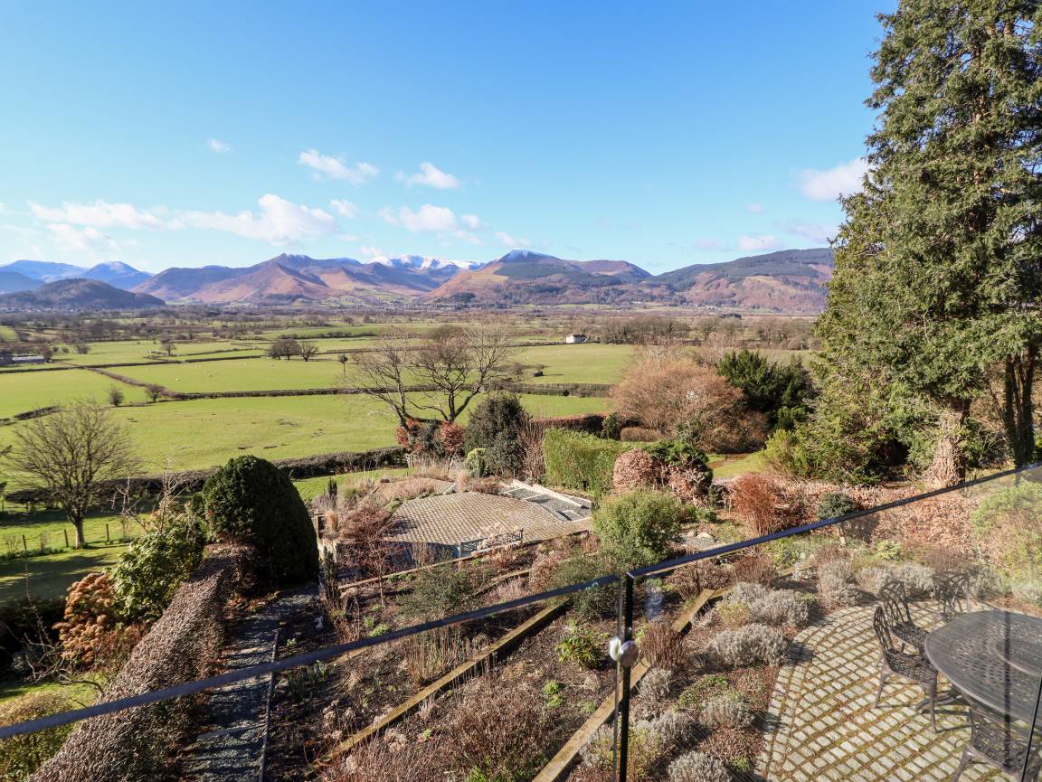 Cottage ∙ 4 Bedrooms ∙ 8 Guests - Keswick
