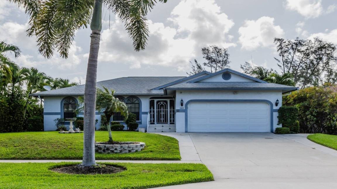 House ∙ 3 Bedrooms ∙ 6 Guests - Marco Island, FL