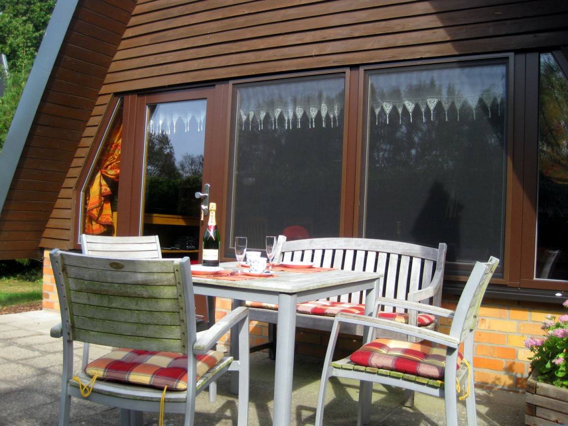 56 M² Ferienhaus ∙ 2 Schlafzimmer ∙ 4 Gäste - Ahrenshoop