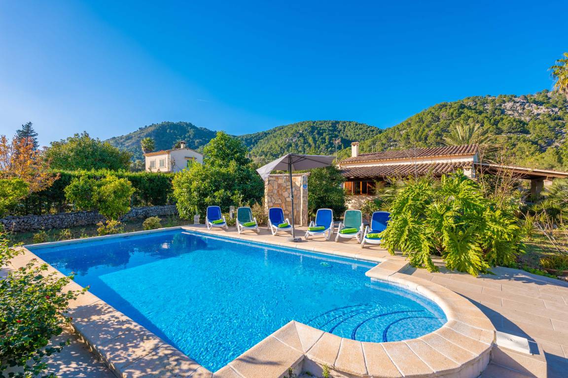 125 M² Villa ∙ 3 Bedrooms ∙ 5 Guests - Pollença