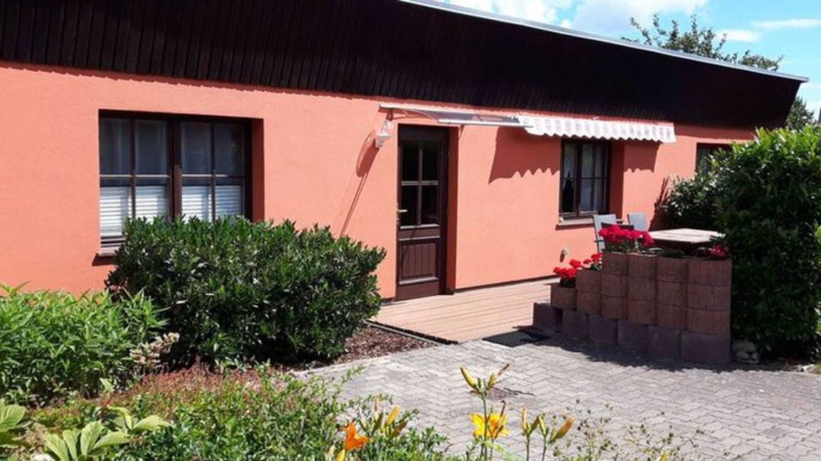 70 M² Ferienwohnung ∙ 2 Schlafzimmer ∙ 5 Gäste - Greifswald