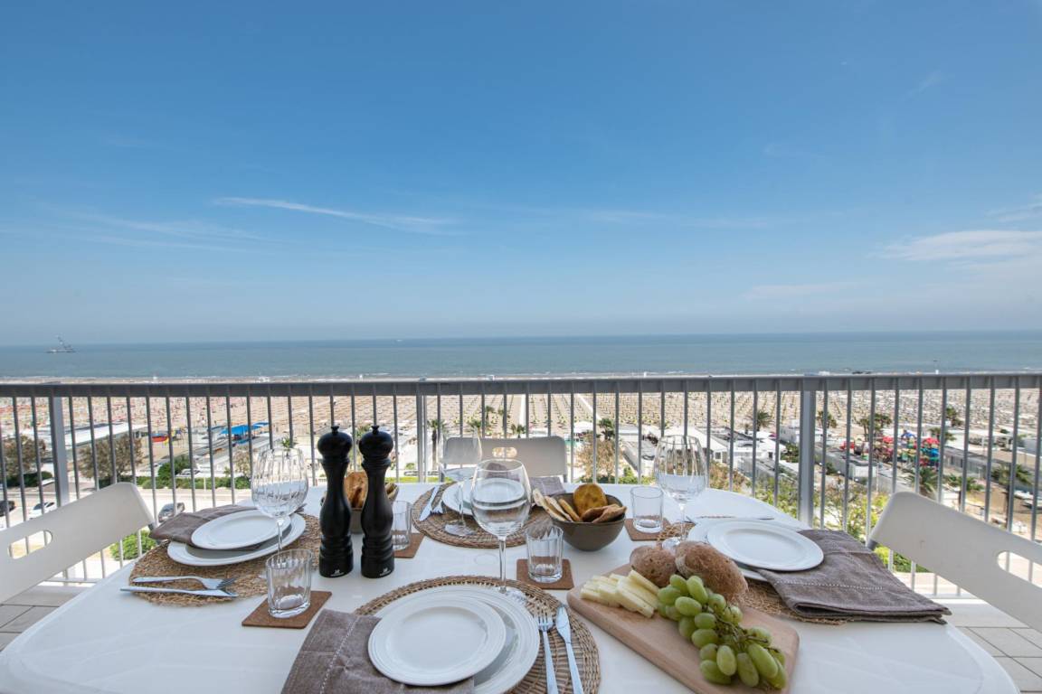 80 M² Apartamento ∙ 2 Quartos ∙ 6 Hóspedes - Rimini