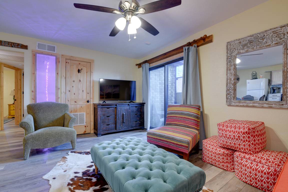 74 M² Apartment ∙ 2 Bedrooms ∙ 4 Guests - Fort Worth, TX