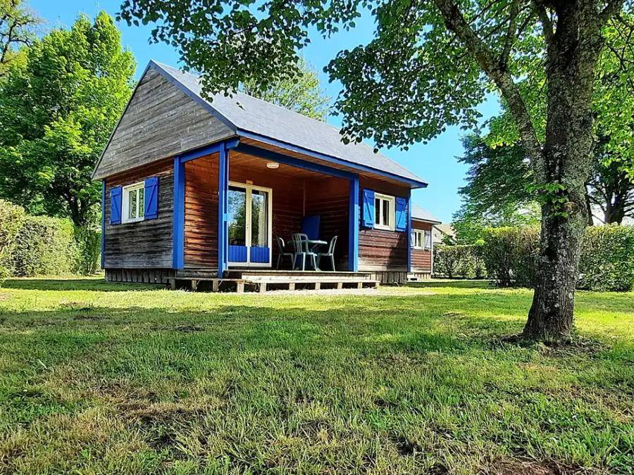 39 M² Chalet ∙ 2 Chambres ∙ 6 Personnes - Cantal