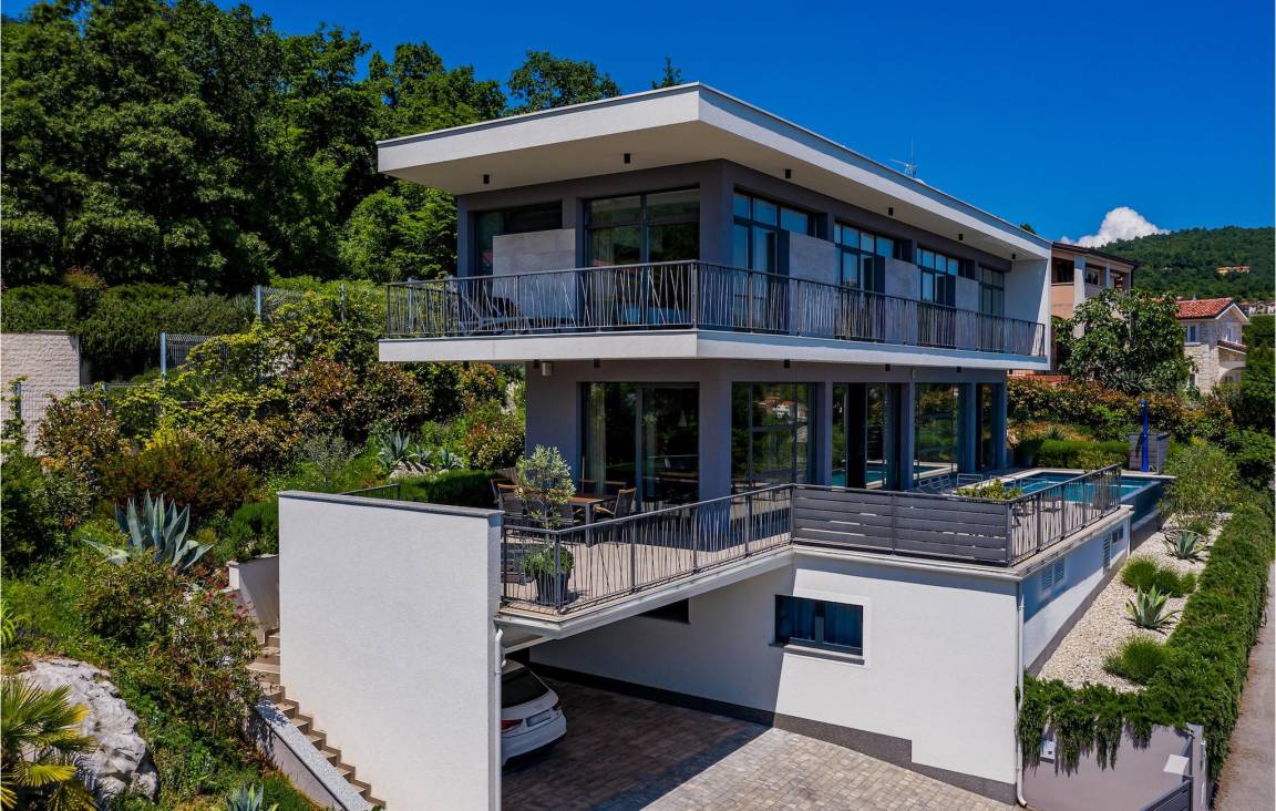 450 M² Ferienhaus ∙ 5 Schlafzimmer ∙ 11 Gäste - Lovran