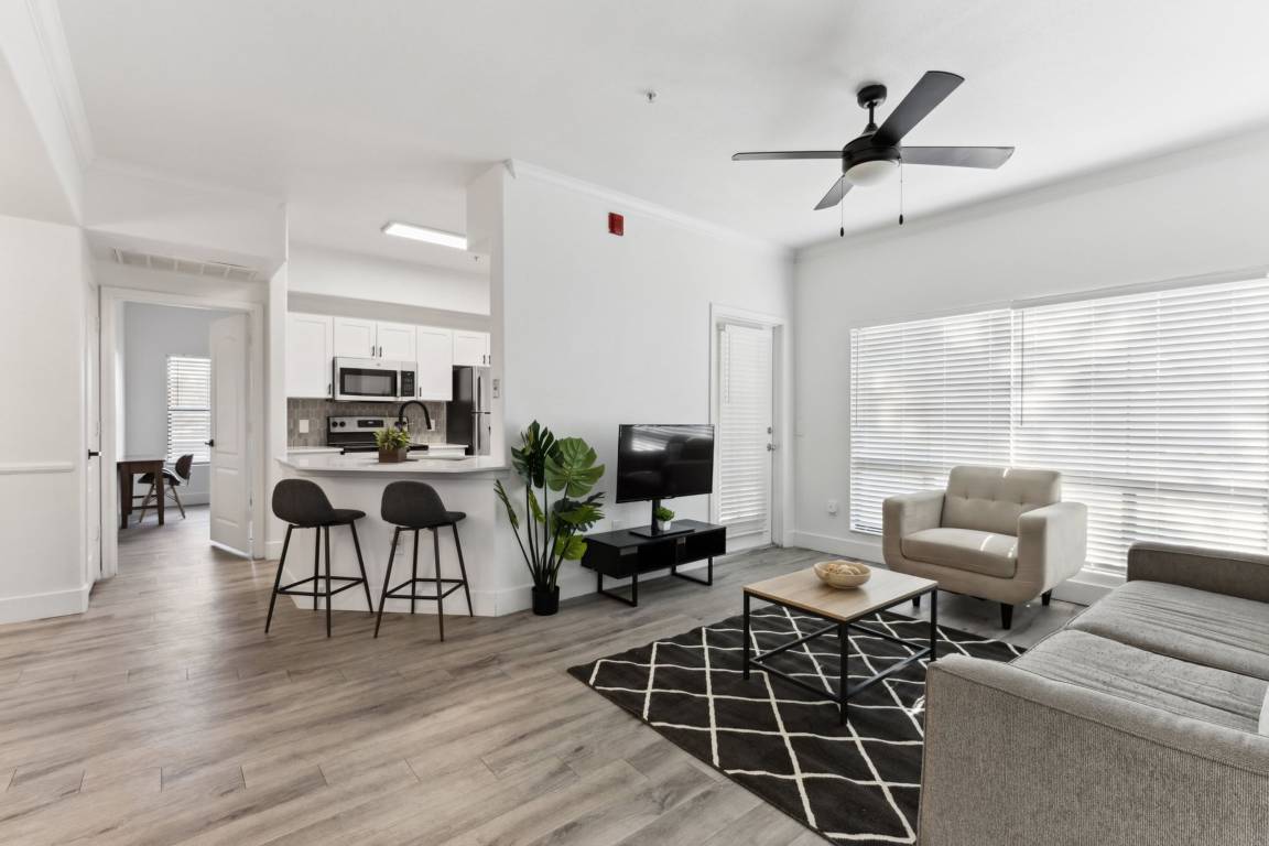 Apartment ∙ 2 Bedrooms ∙ 4 Guests - Chandler, AZ