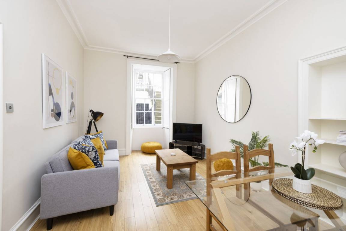 63 M² Apartment ∙ 1 Bedroom ∙ 2 Guests - Edinburgh