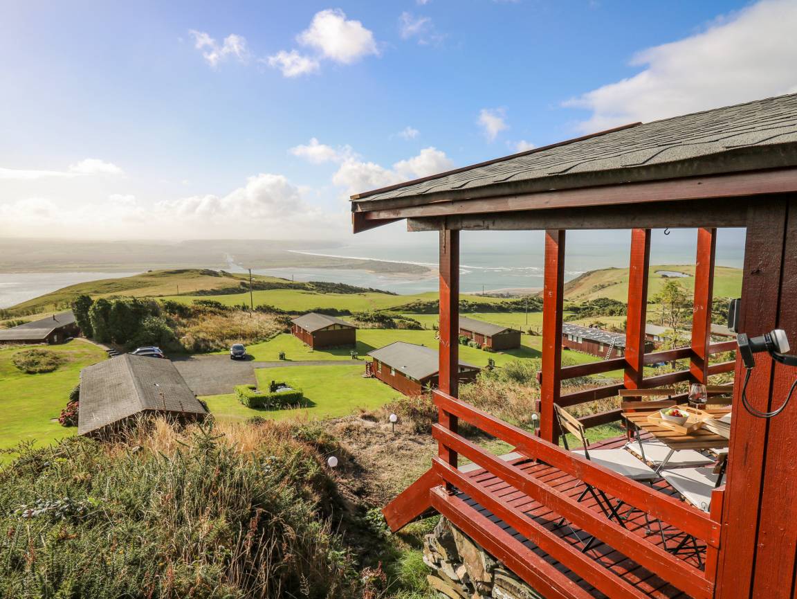 Cottage ∙ 3 Bedrooms ∙ 6 Guests - Aberdovey