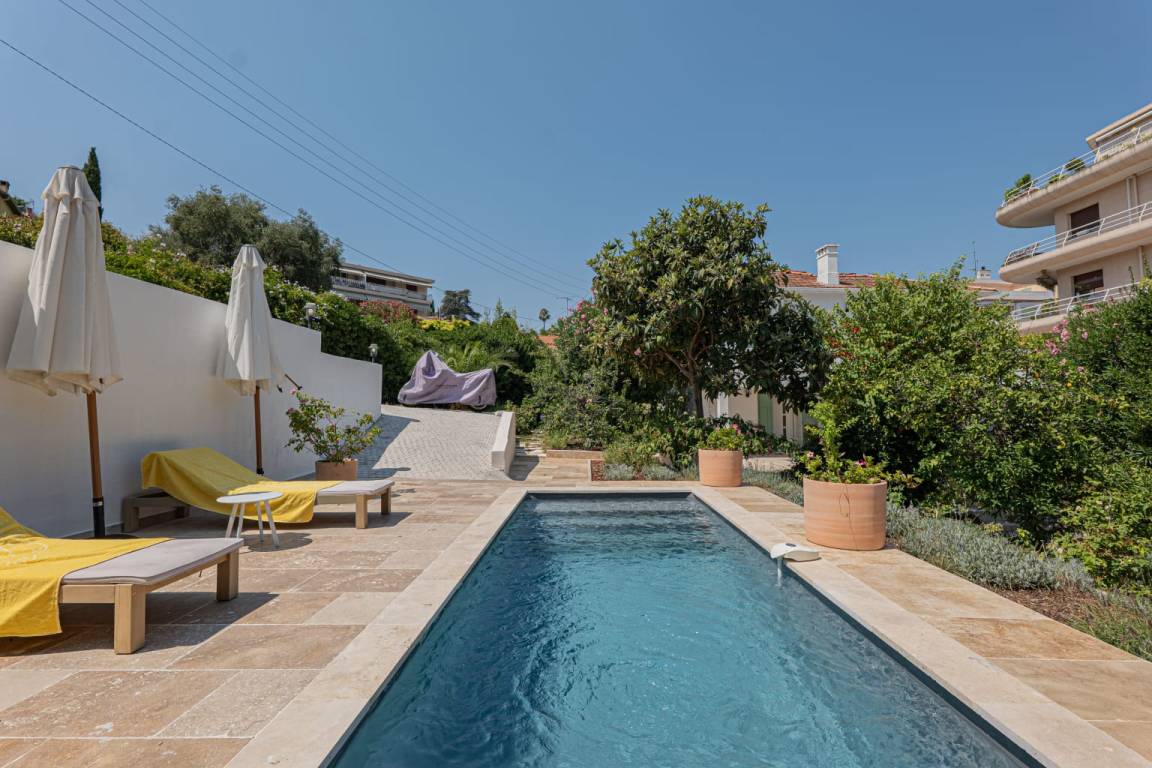 200 M² Villa ∙ 5 Chambres ∙ 6 Personnes - Le Cannet