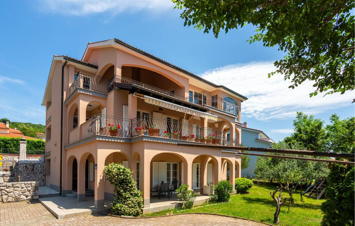 115 M² Ferienwohnung ∙ 2 Schlafzimmer ∙ 6 Gäste - Kraljevica