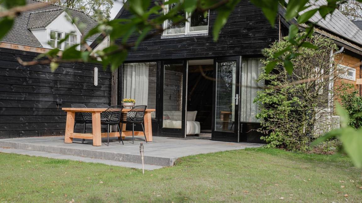 150 M² Huis ∙ 2 Slaapkamers ∙ 4 Gasten - Eindhoven