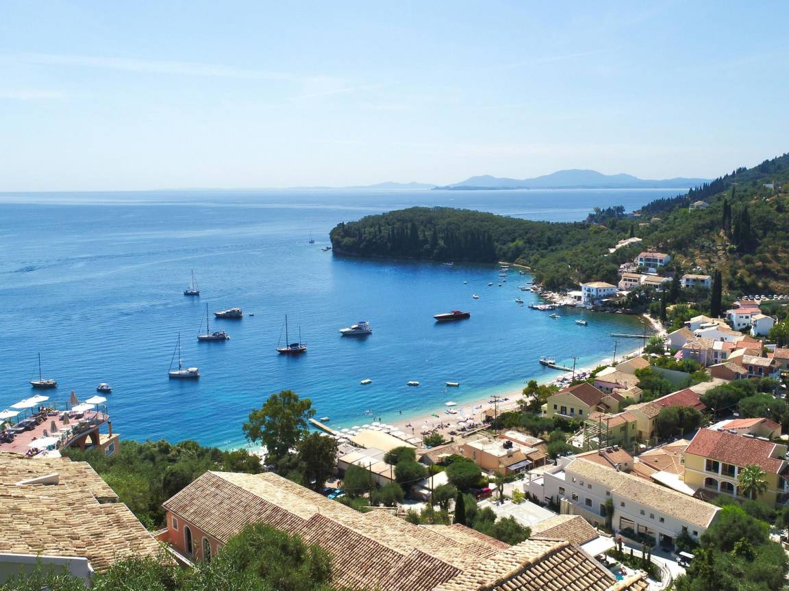 75 M² House ∙ 2 Bedrooms ∙ 4 Guests - Ksamil