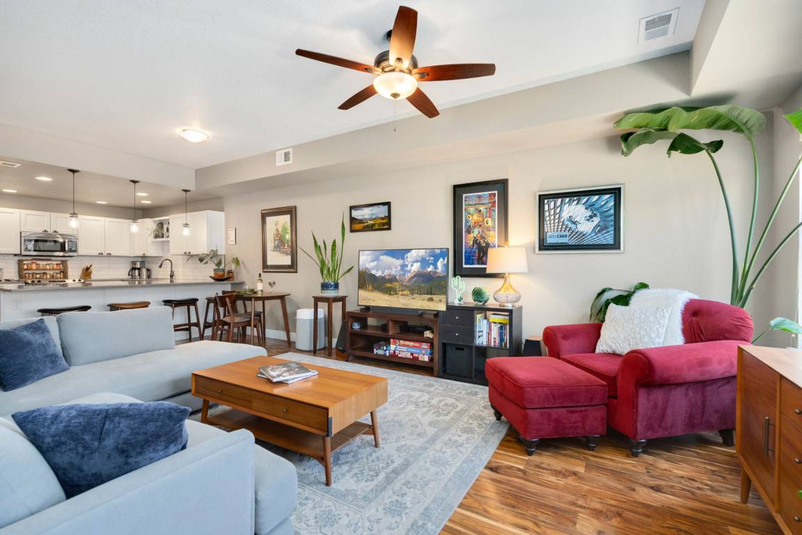 325 M² House ∙ 4 Bedrooms ∙ 14 Guests - Fort Collins, CO