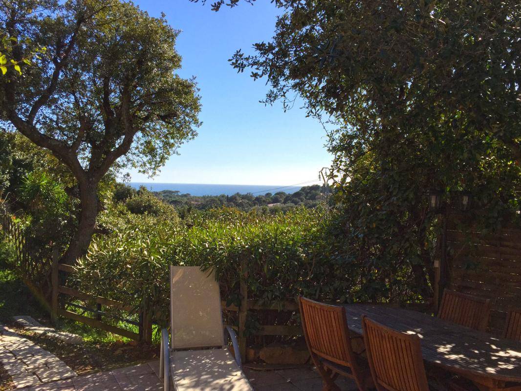 82 M² Gîte ∙ 2 Chambres ∙ 4 Personnes - Plage de Palombaggia