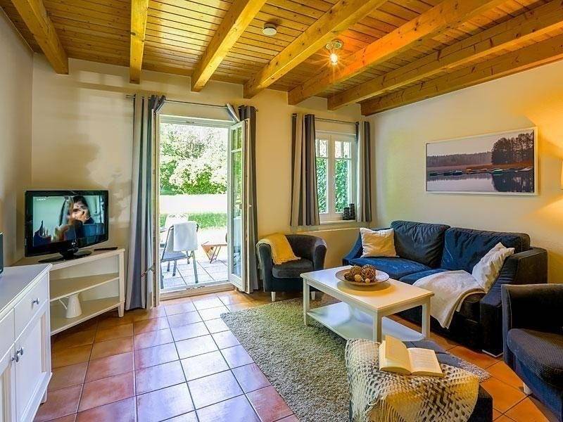 72 M² Ferienhaus ∙ 2 Schlafzimmer ∙ 4 Gäste - Nienhagen