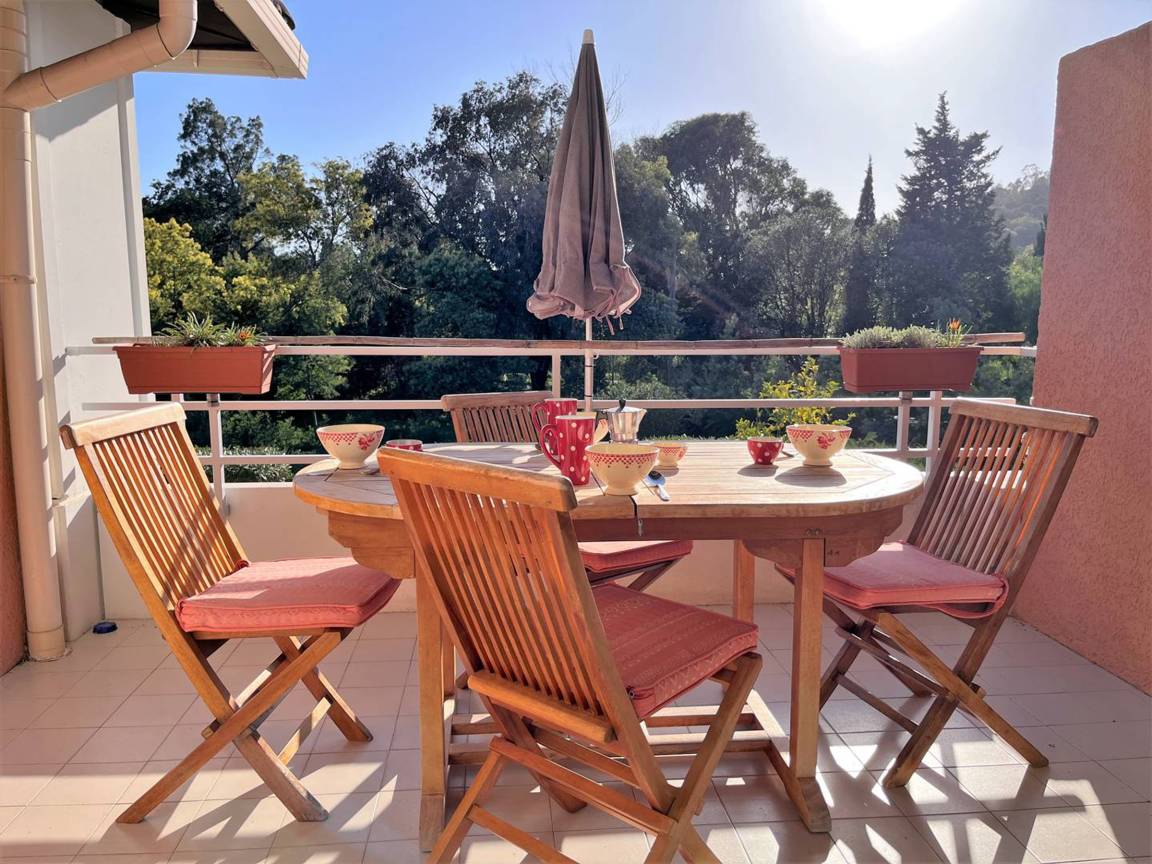 45 M² Appartement ∙ 2 Chambres ∙ 6 Personnes - Hyères