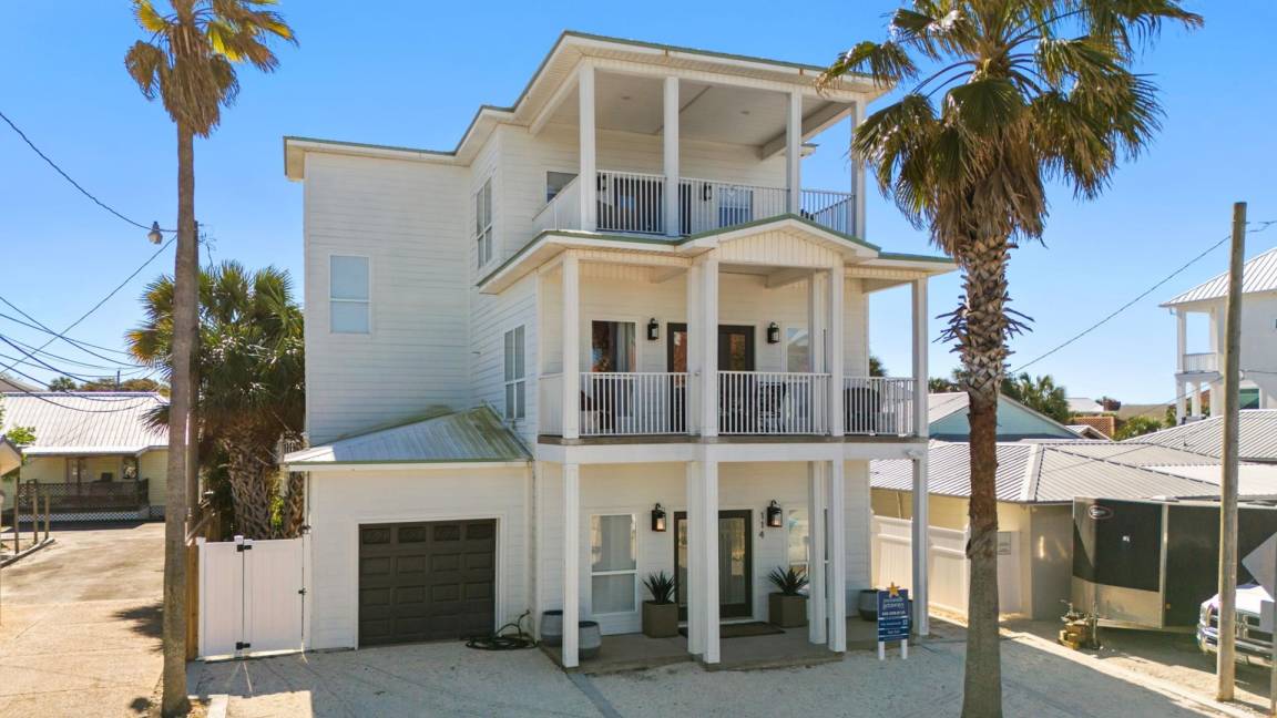 253 M² House ∙ 5 Bedrooms ∙ 14 Guests - Panama City Beach, FL