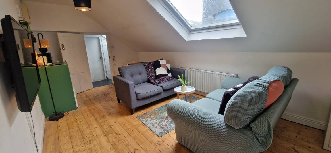 65 M² Apartament ∙ 2 Sypialnie ∙ 4 Gości - Cork