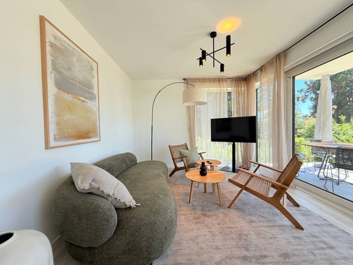 70 M² Ferienwohnung ∙ 2 Schlafzimmer ∙ 4 Gäste - Kreuzlingen