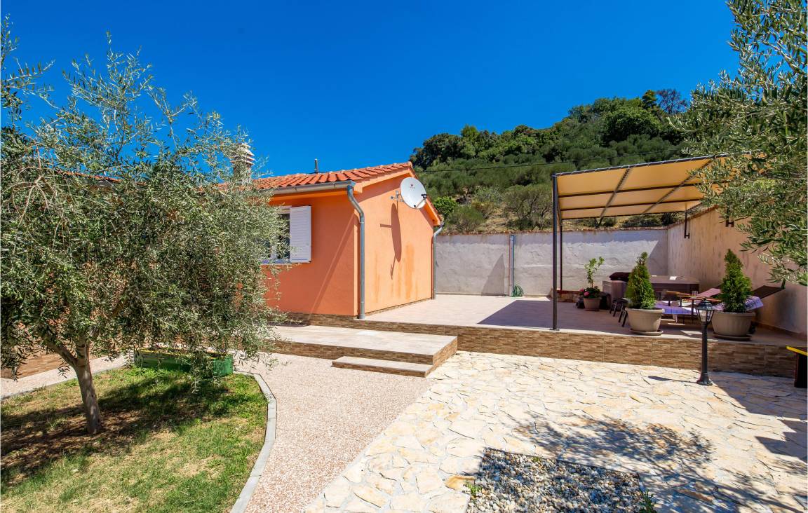 50 M² Ferienhaus ∙ 1 Schlafzimmer ∙ 3 Gäste - Rab