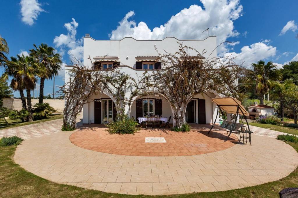 380 M² Casa ∙ 4 Camere Da Letto ∙ 8 Ospiti - Taranto
