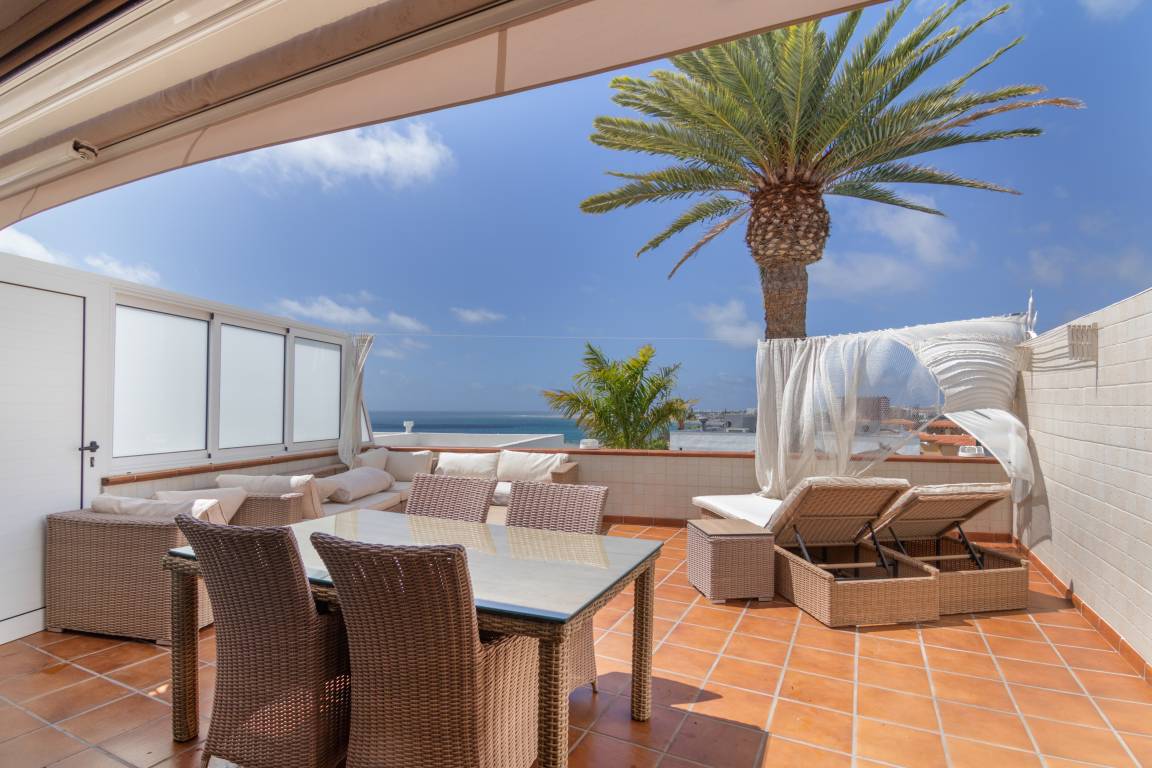 100 M² Bungalow ∙ 2 Habitaciones ∙ 6 Huéspedes - Canarias