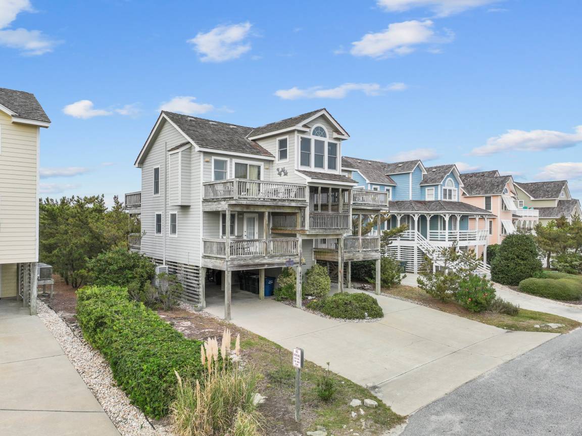 House ∙ 5 Bedrooms ∙ 10 Guests - Nags Head, NC